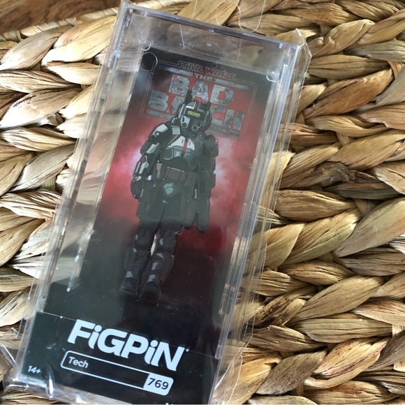 Figpin | Accessories | Figpin Star Wars The Bad Batch Tech Collectors ...